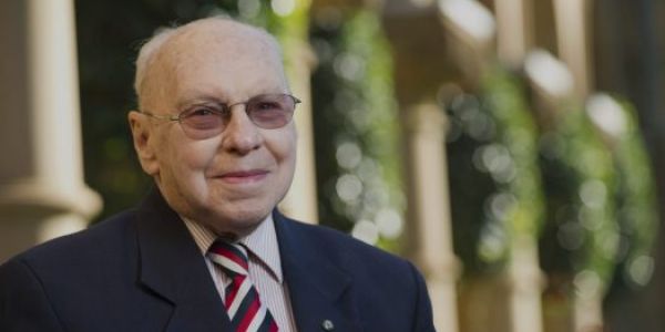 Phil Davis Scholarship | Newington Foundation